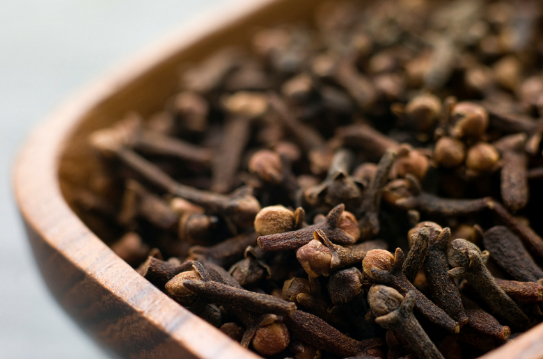 HEALTH & BEAUTY BENEFITS: CLOVE EDITION ⋆ Sweet & Masālā